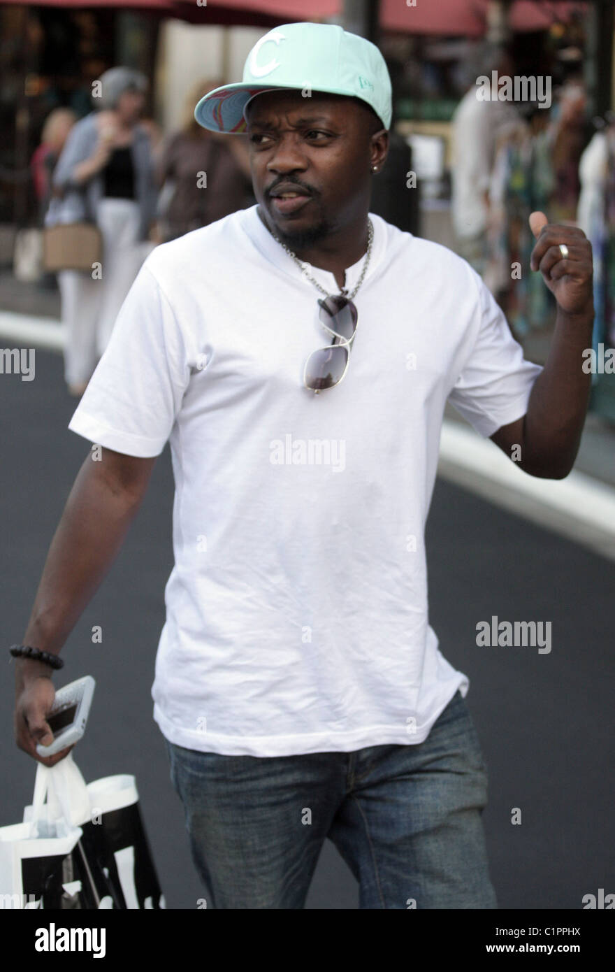 Derrick Hamilton out shopping with his son in Hollywood Los Angeles ...