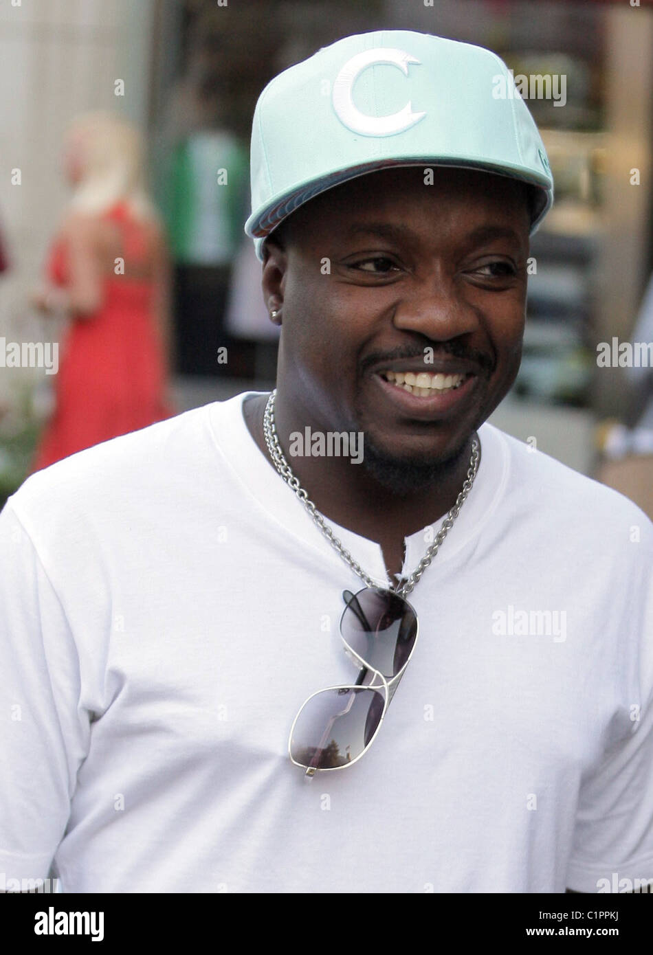 Derrick Hamilton out shopping with his son in Hollywood Los Angeles ...