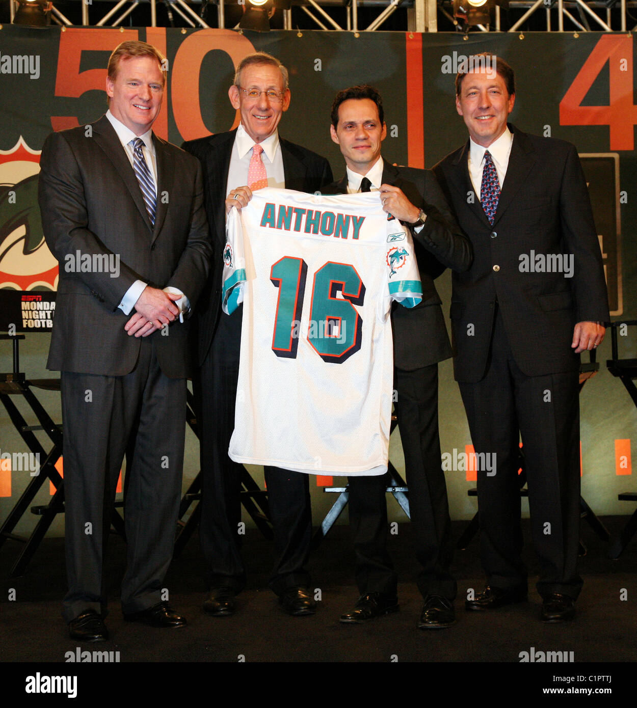 Dolphins owner stephen ross hi-res stock photography and images - Alamy