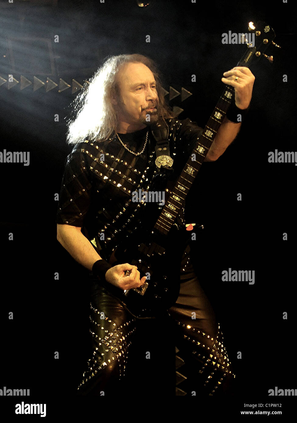 Ian Hill of Judas Priest permorming live at the Jones Beach Theater New ...