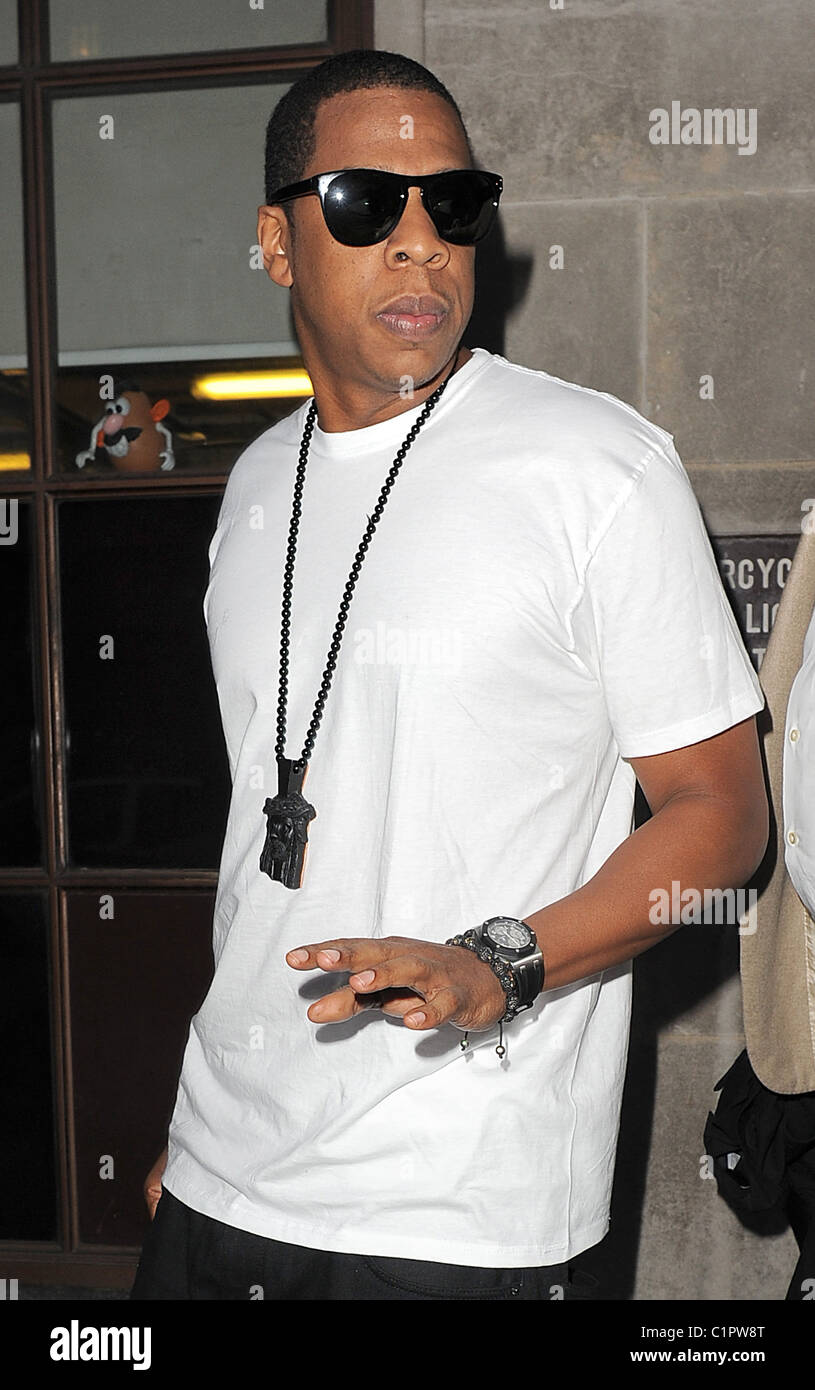 Music mogul Jay-Z leaving the Radio 1 studios having spent two hours ...