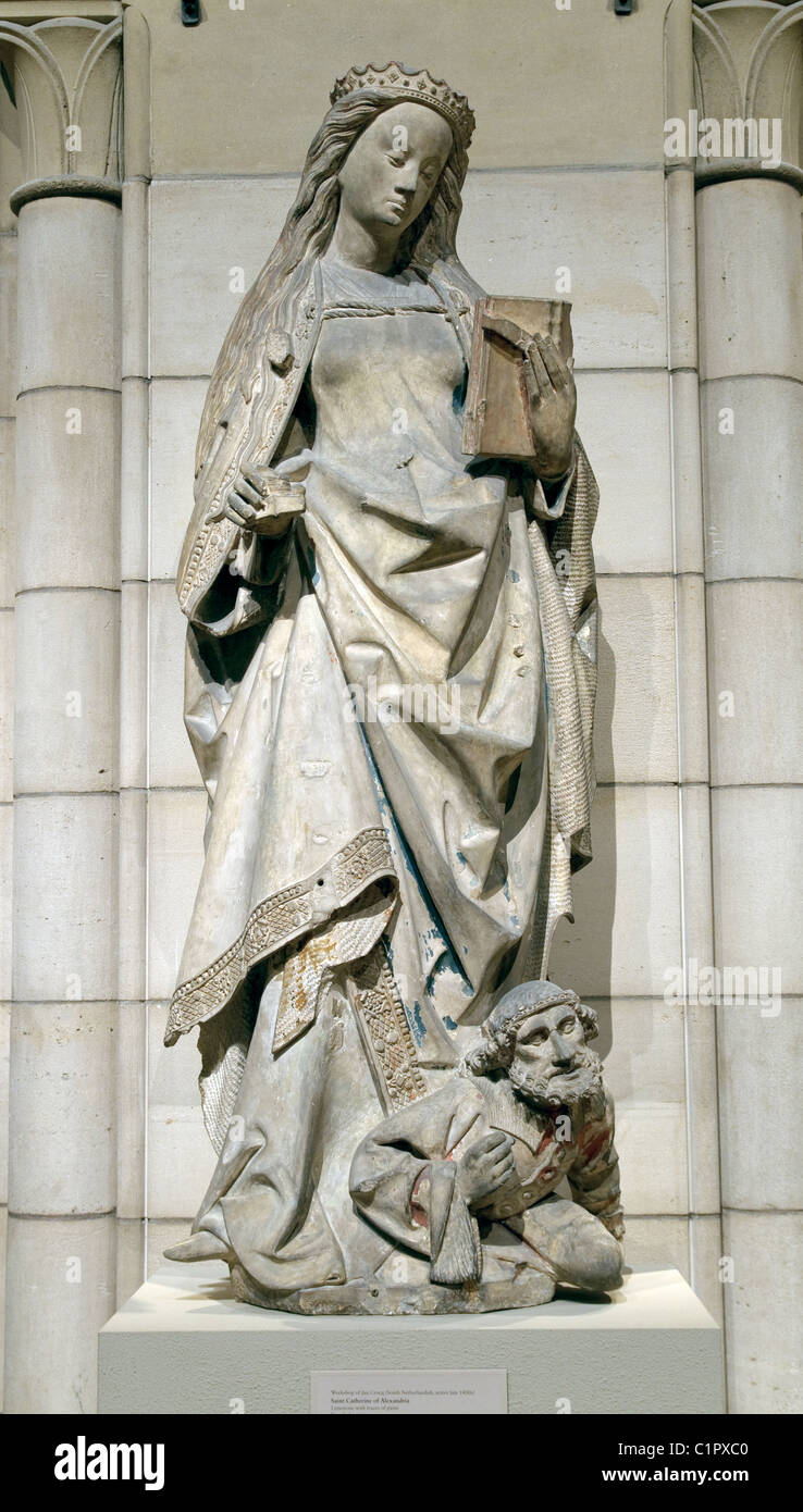 Alexandria statues hi-res stock photography and images - Alamy
