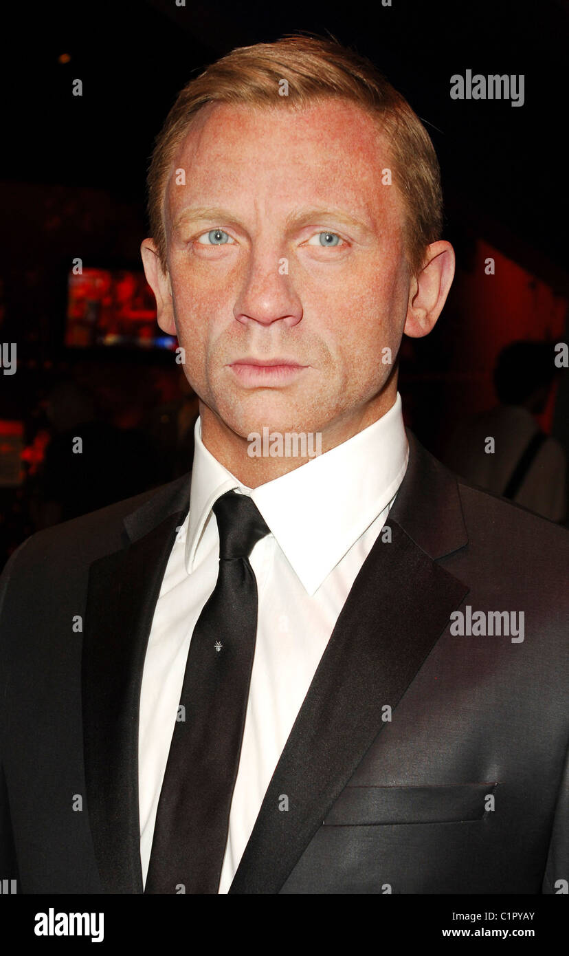 Daniel Craig wax work Launch of Los Angeles' biggest new attraction for ...