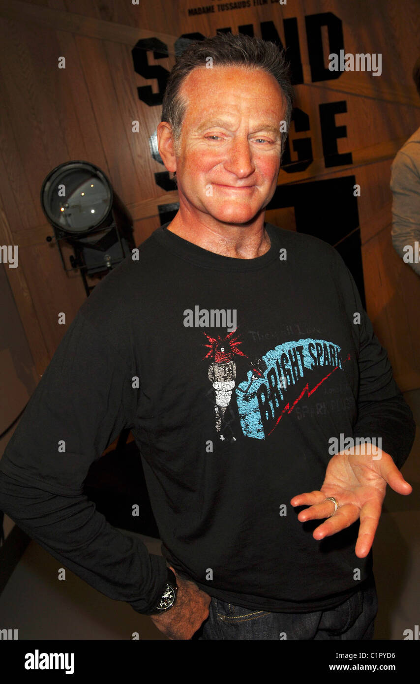 Robin Williams wax work Launch of Los Angeles' biggest new attraction ...