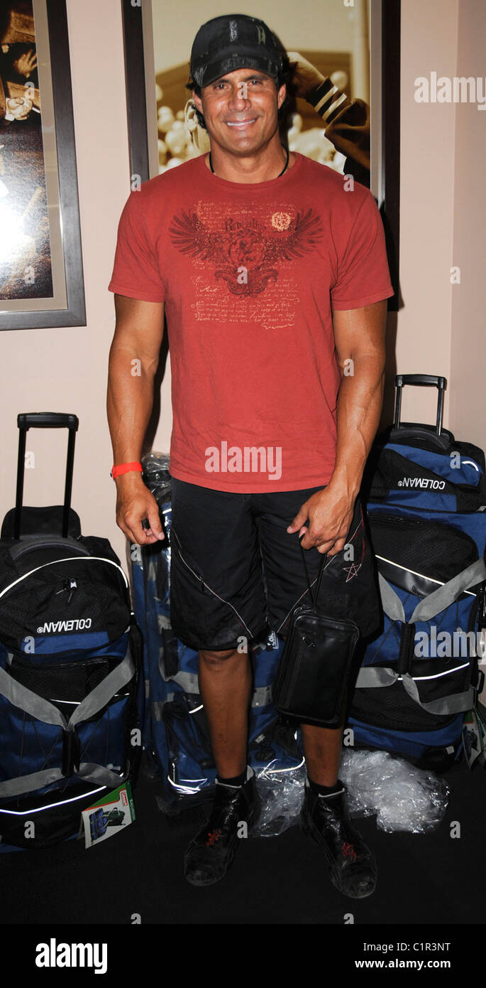 Jose Conseco at the ESPY Awards Gifting Suite at Dodgers Stadium Los ...