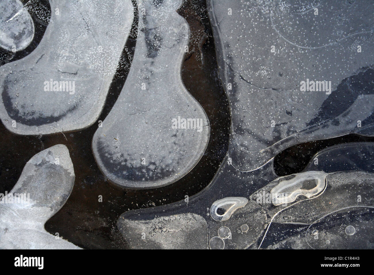 Water pattern detail hi-res stock photography and images - Alamy