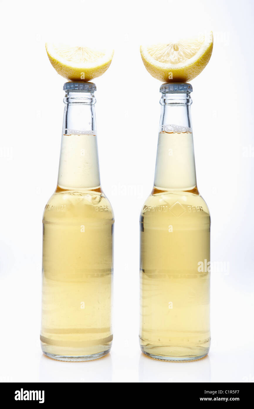 bottled beer with lemon slice Stock Photo - Alamy