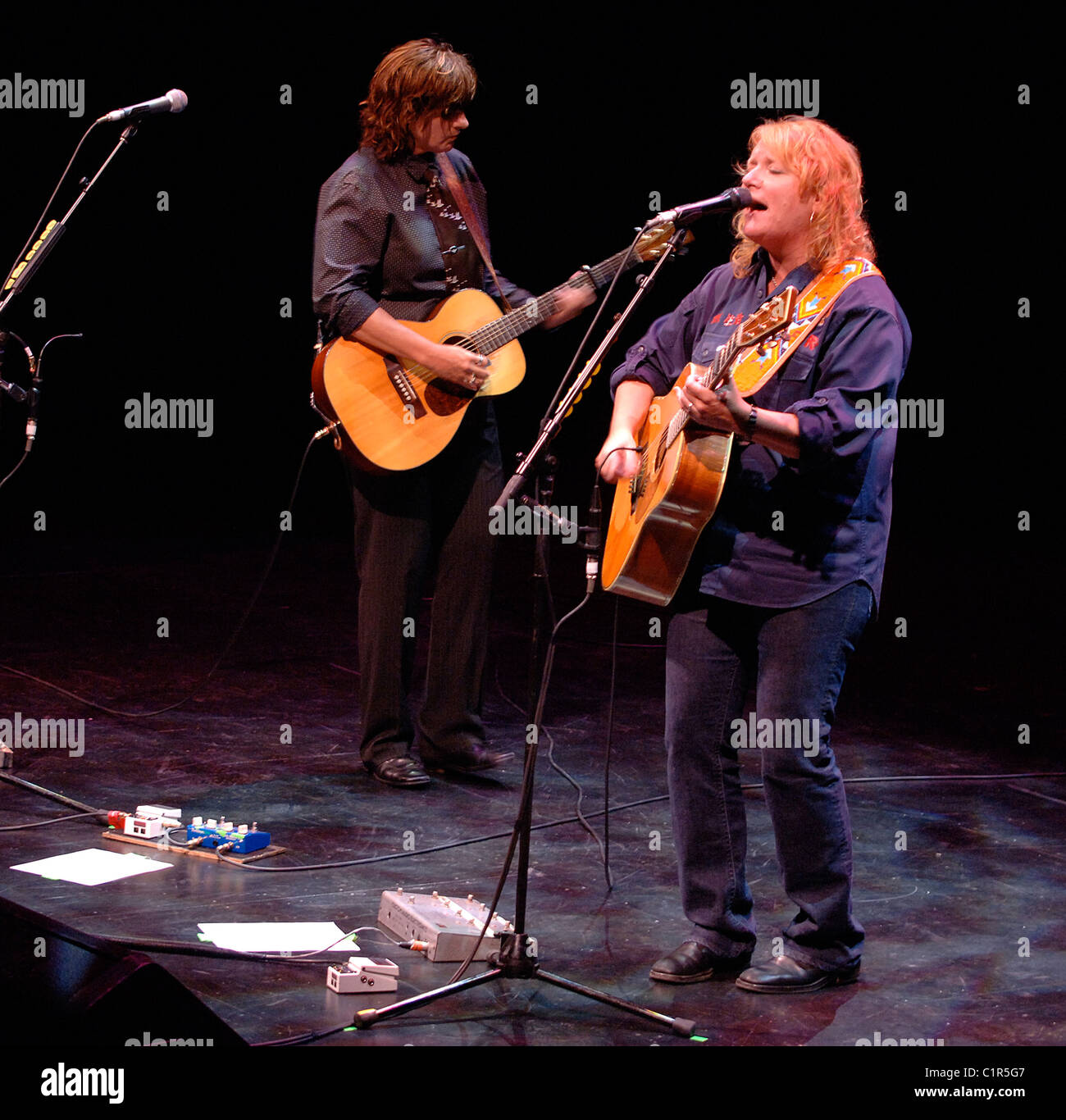 Amy Ray (left) and Emily Saliers of the Indigo Girls performing at The ...