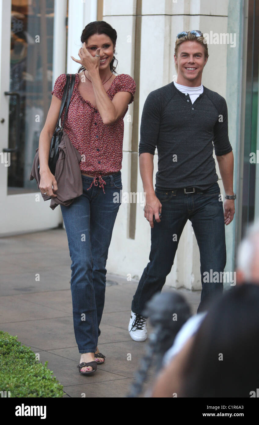 Shannon elizabeth and derek hough hi-res stock photography and images ...