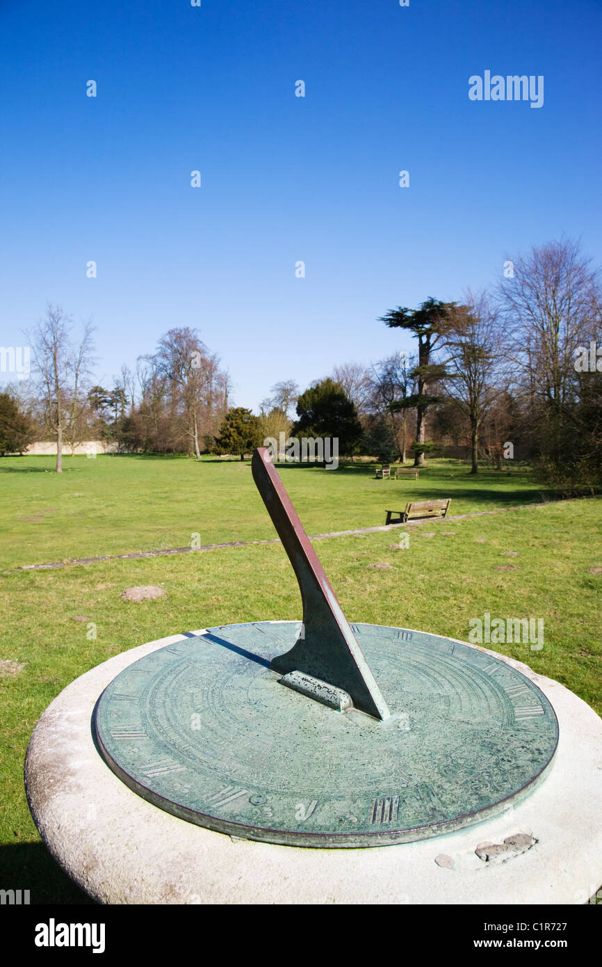 Sundial at 12 o'clock midday Stock Photo - Alamy