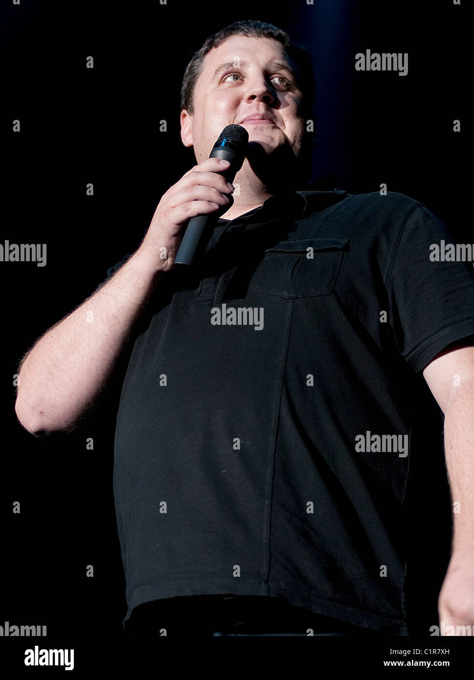 Peter Kaye introduce Squeeze performing at the Liverpool Echo Arena as ...