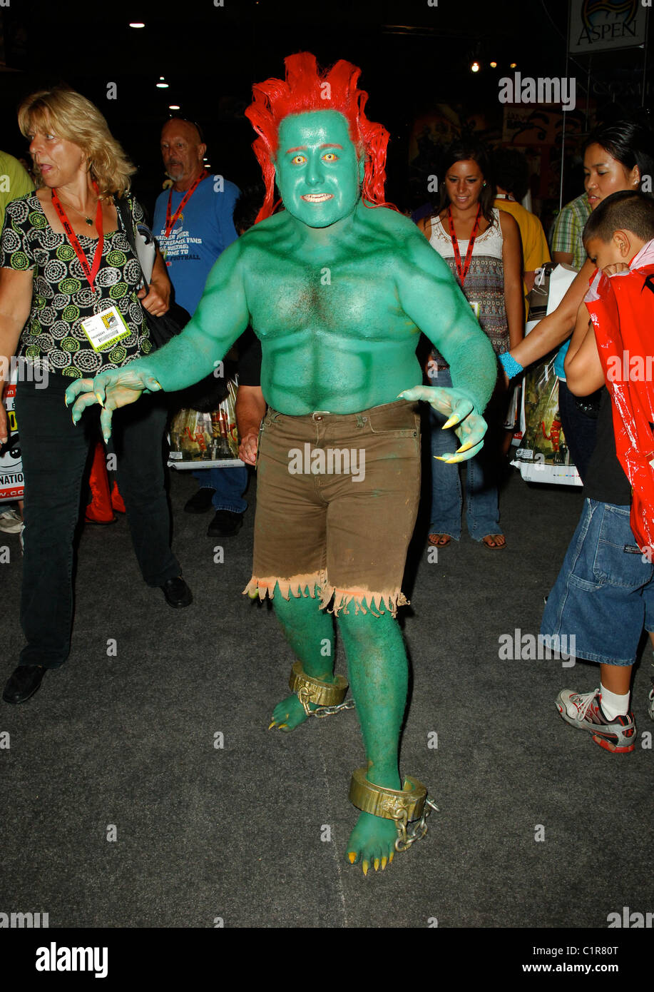 Atmosphere The 2009 Comic Con held at the San Diego Convention Center ...