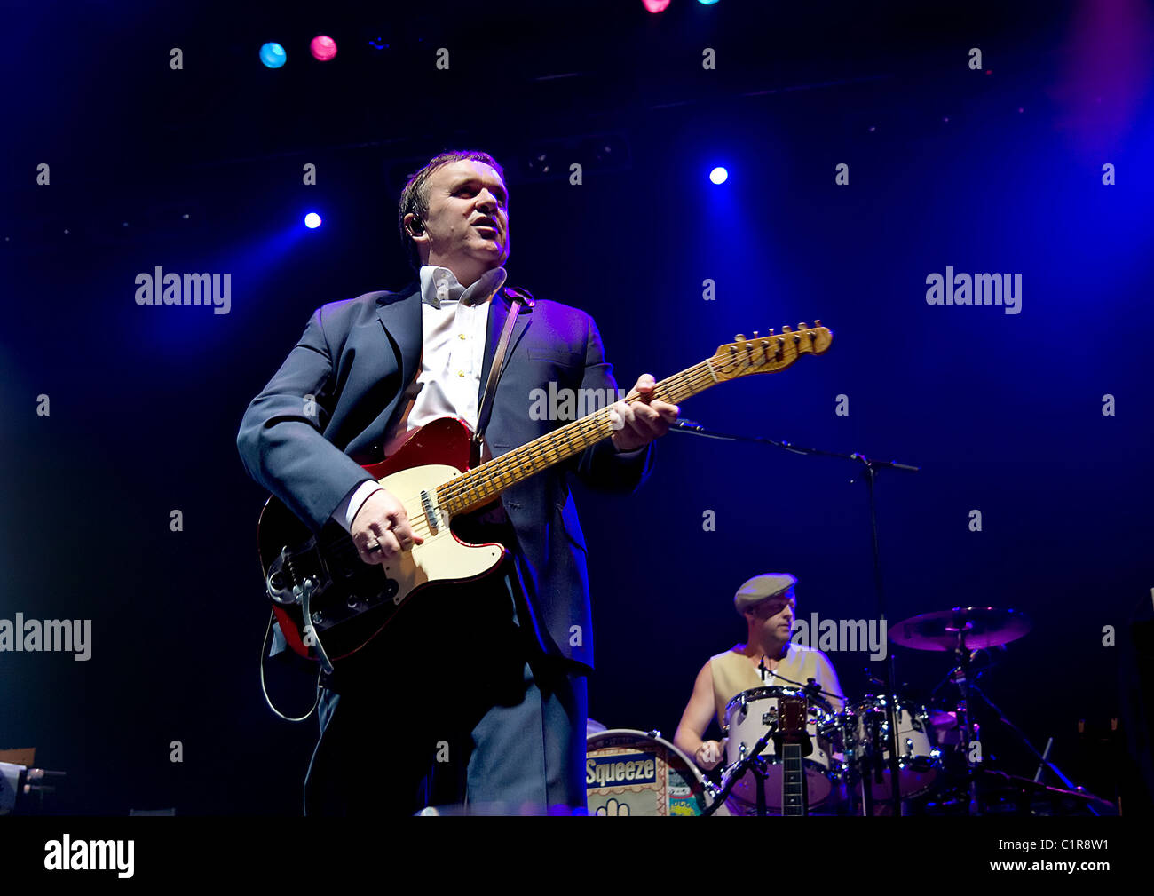 Chris Difford and Simon Hanson of Squeeze performing in concert at the ...