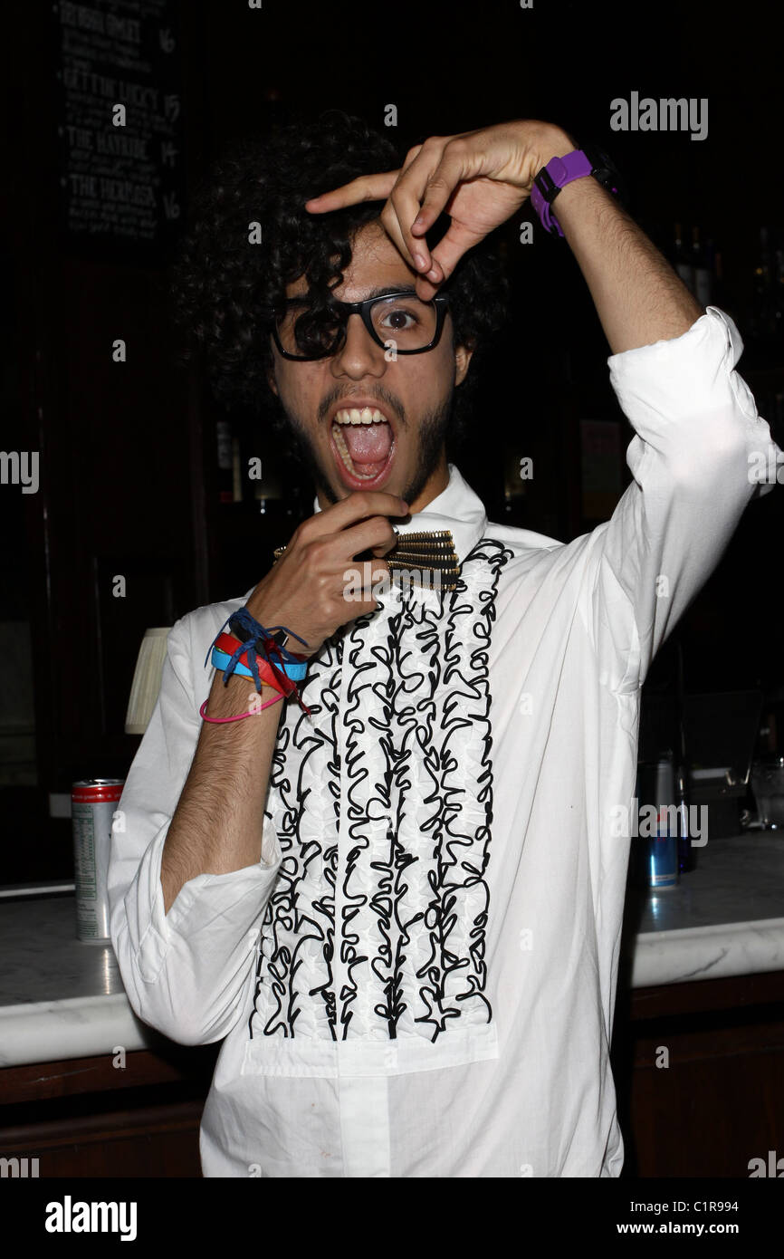 Sliimy Perez Hilton Introduces recording artist Slimy Los Angeles ...