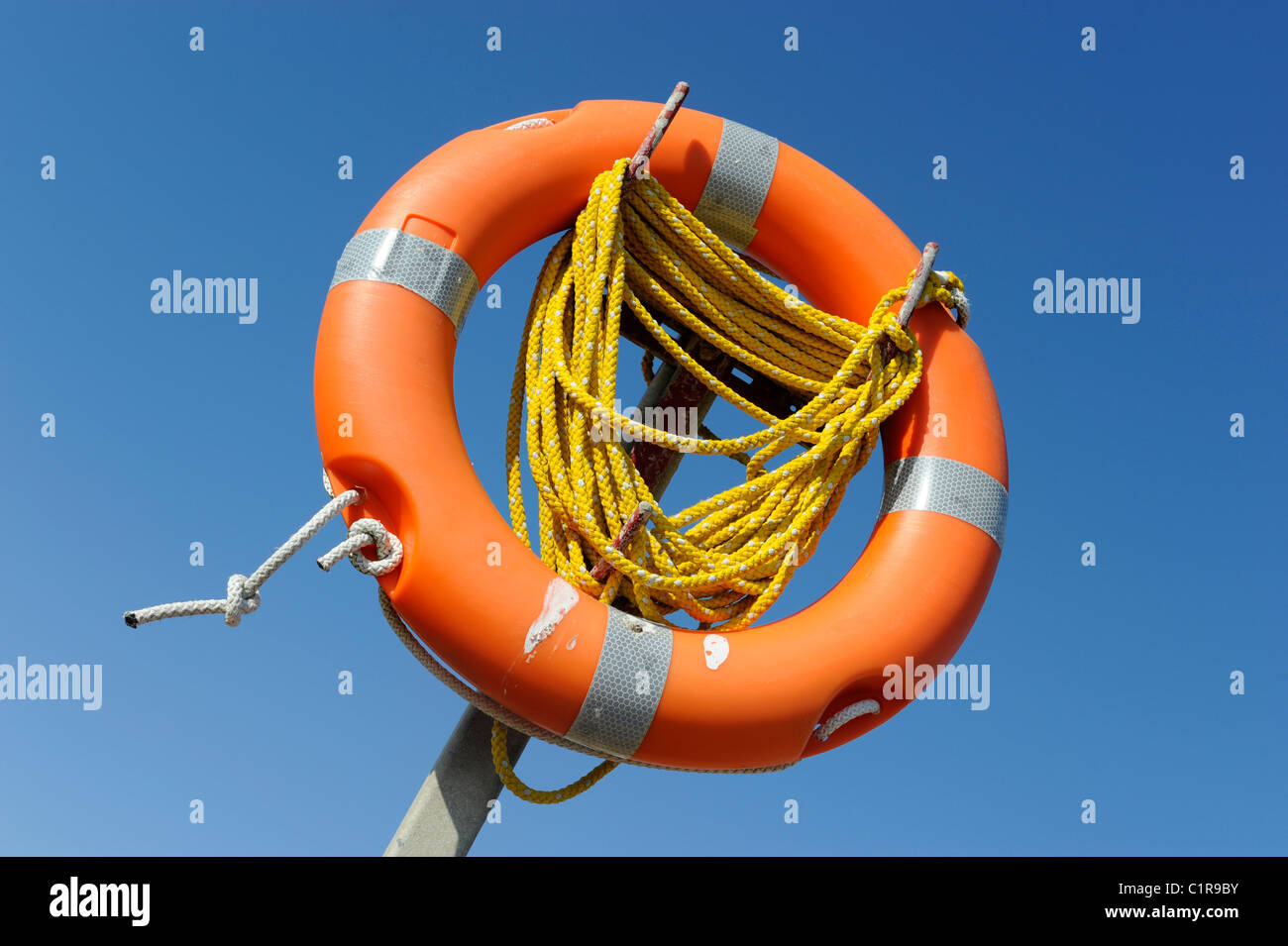 Life ring hi-res stock photography and images - Alamy