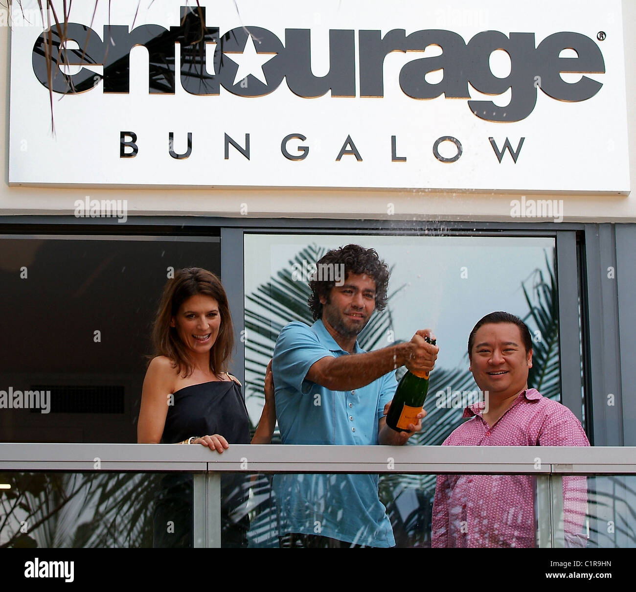 Actors Perrey Reeves, Adrian Grenier and Rex Lee at the launch of the ...