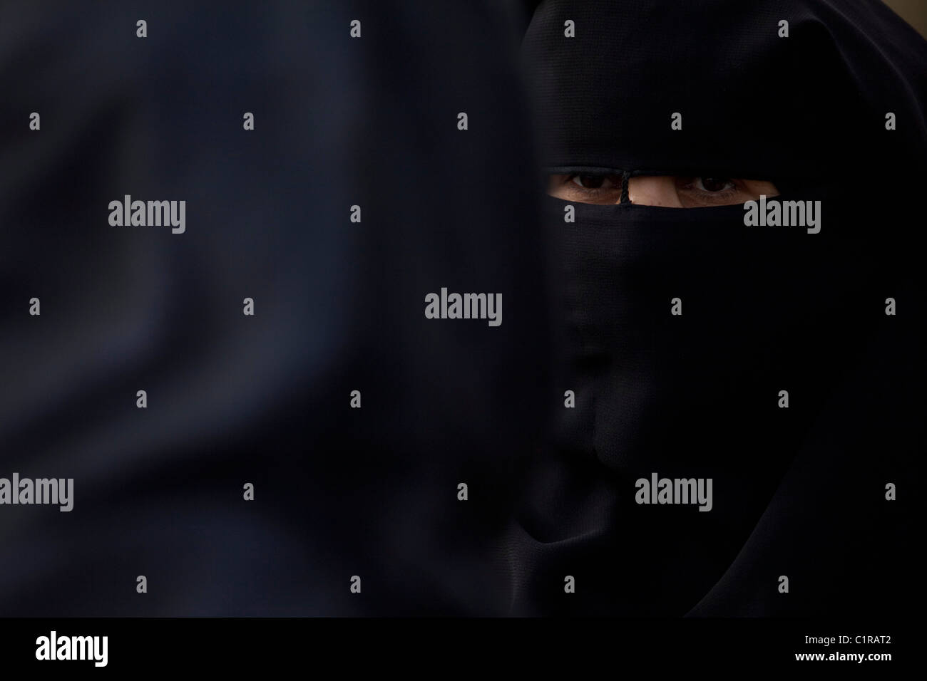 Muslim burka hi-res stock photography and images - Alamy