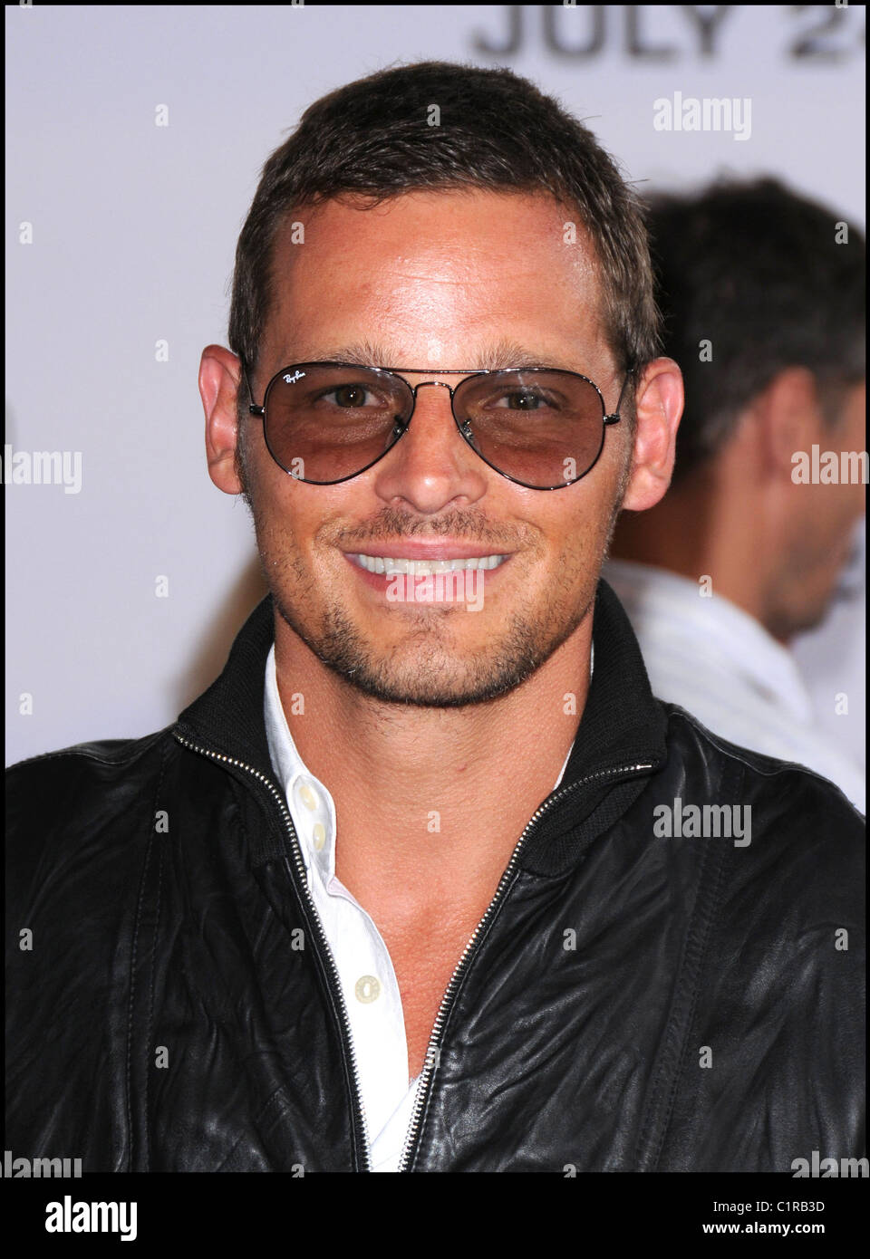 Justin Chambers 'The Ugly Truth' Premiere at the Cinerama Dome at the ...