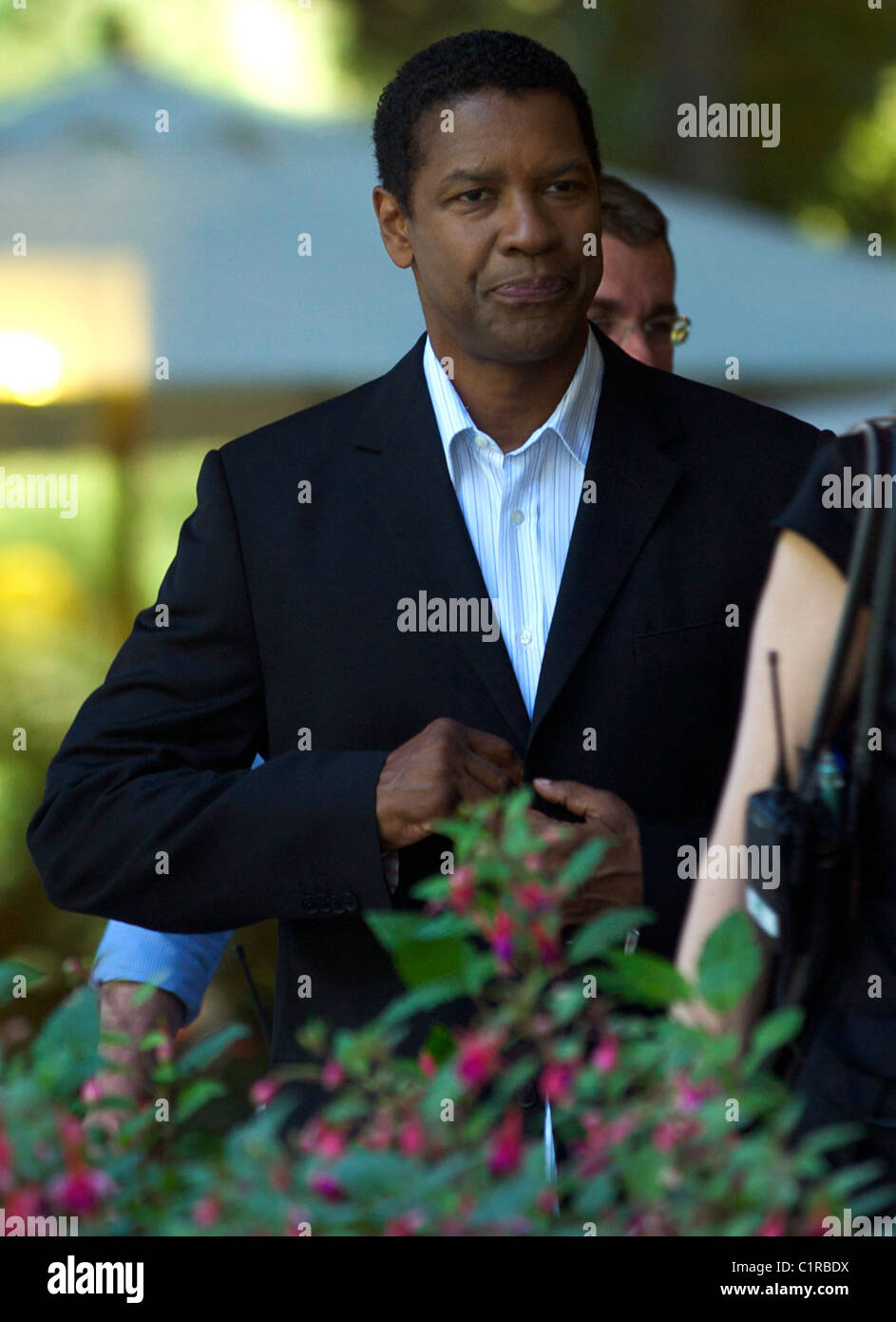 Denzel Washington attends a photocall for his new film 'The Taking of ...