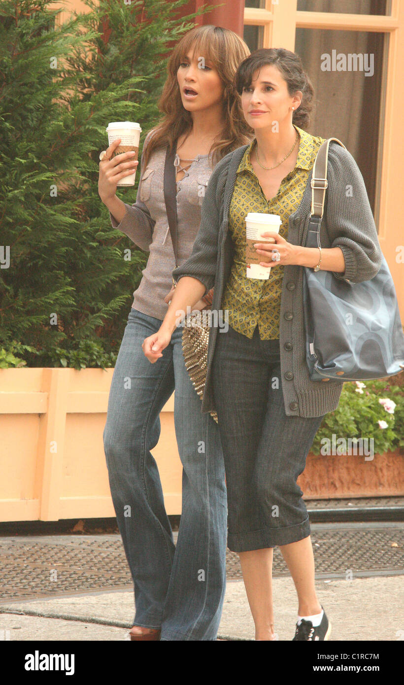 Jennifer Lopez on the set of her new film 'The Back-Up Plan' New York ...