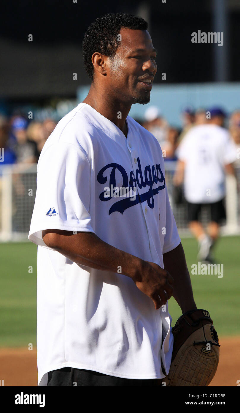 Shane Mosley The Dodger's Stadium hosts a Hollywood Stars Game Night ...