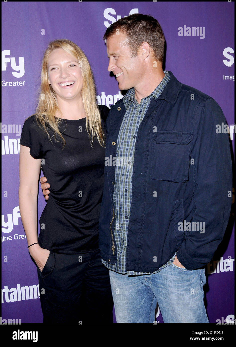 Anna Torv and husband Mark Valley The Entertainment Weekly and SyFy ...