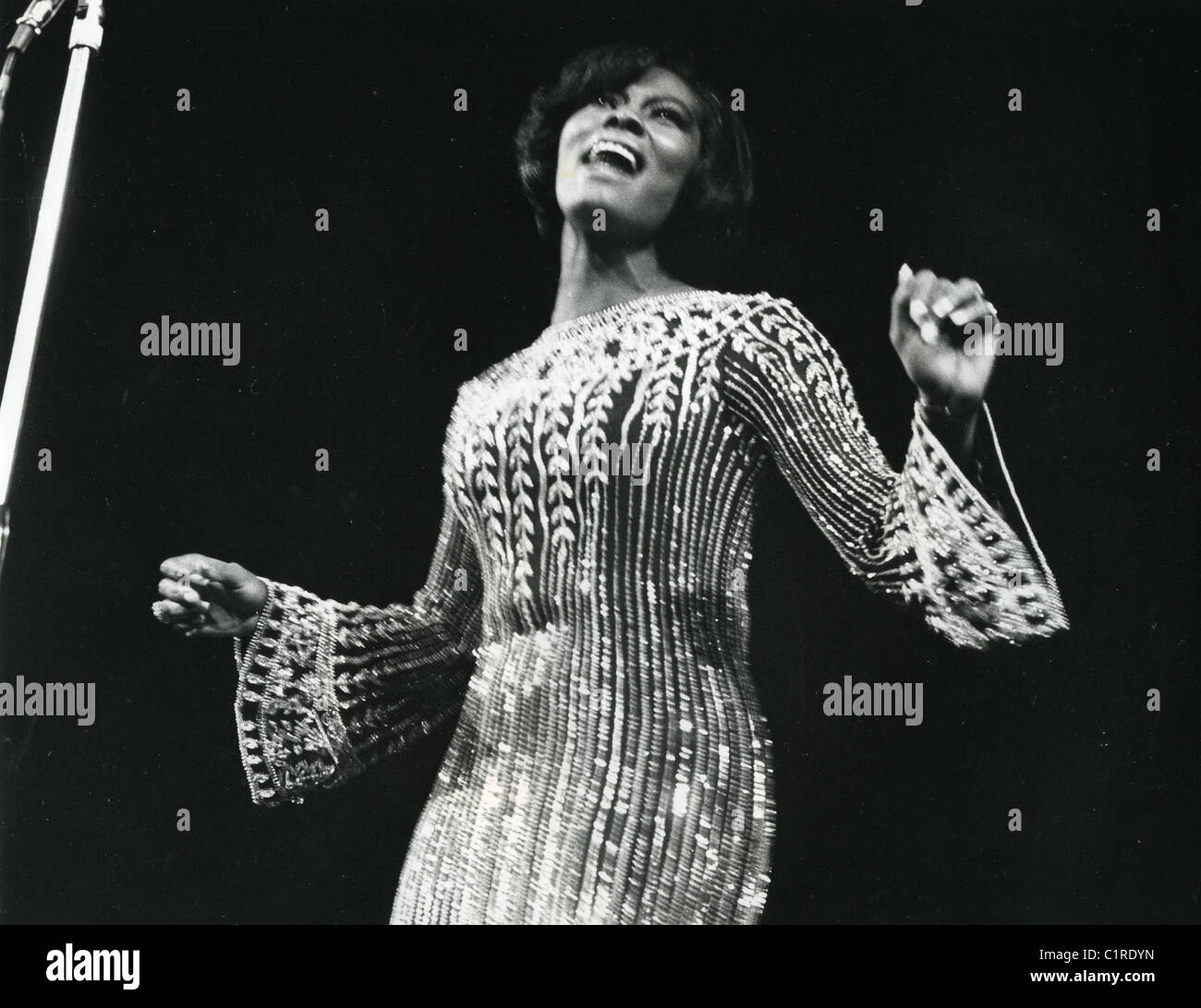 DIONNE WARWICK - US singer about 1980 Stock Photo - Alamy