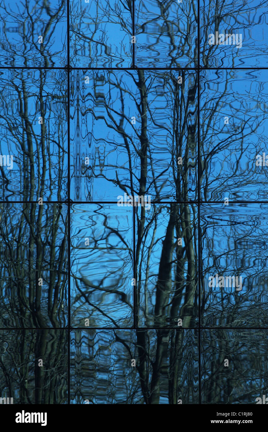 Reflections in the glass building Stock Photo - Alamy