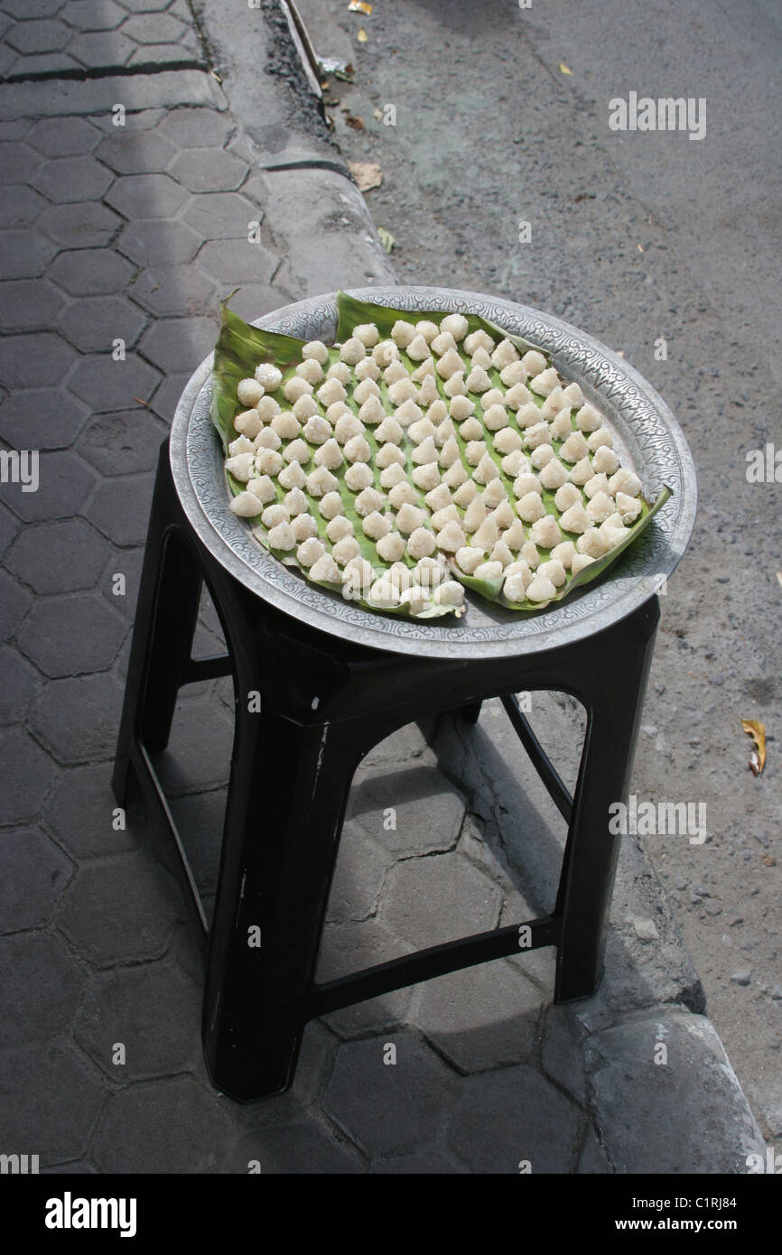 Hindu gods stand hi-res stock photography and images - Alamy