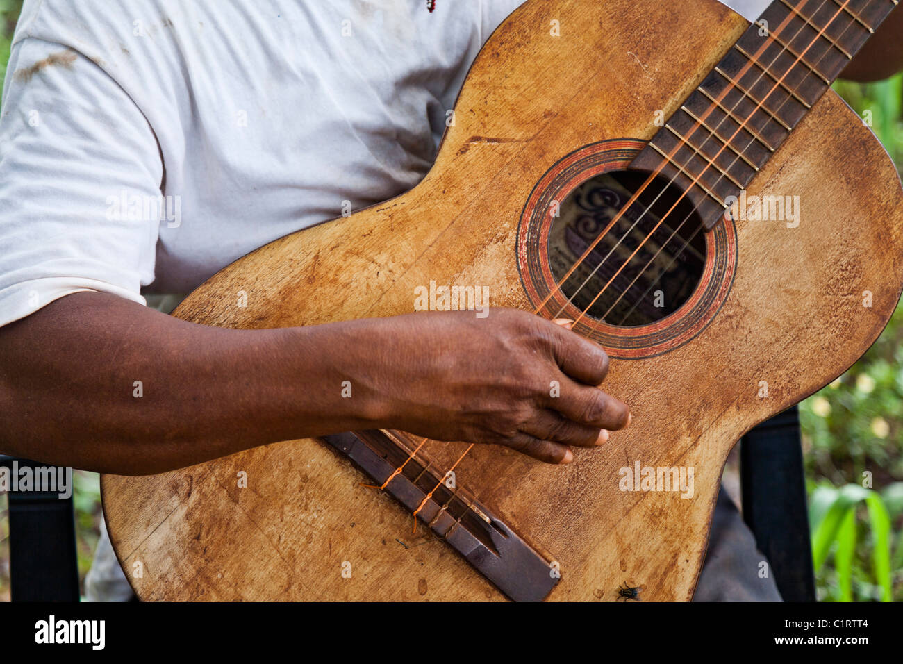 Mbya Guarani guitarist in the village of Katupyry in Misiones ...