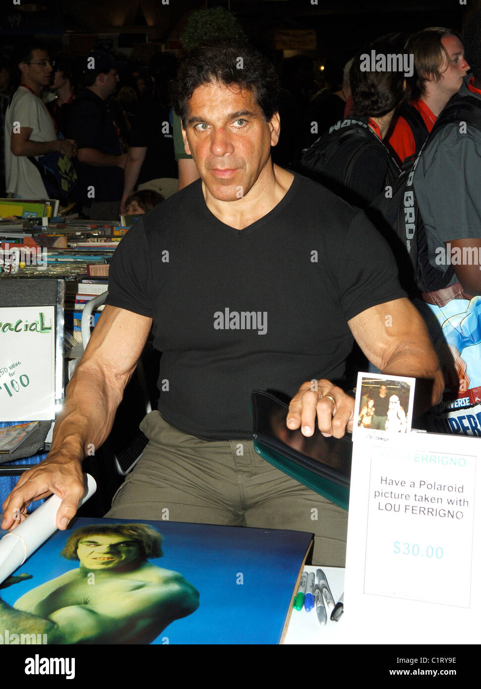 Incredible hulk lou ferrigno hi-res stock photography and images - Alamy