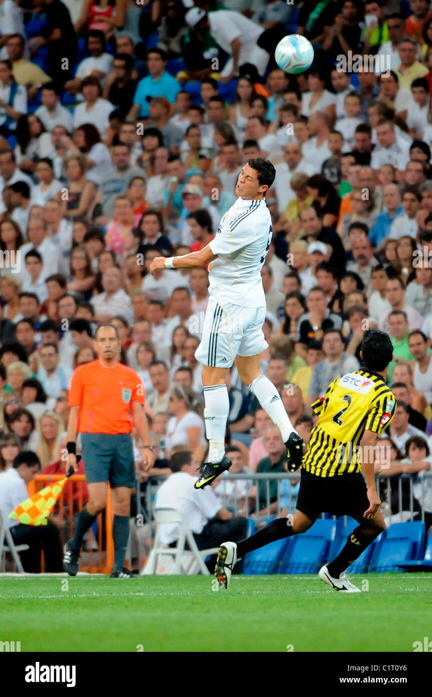 Cristiano Ronaldo makes his debut game for Real Madrid against Al ...