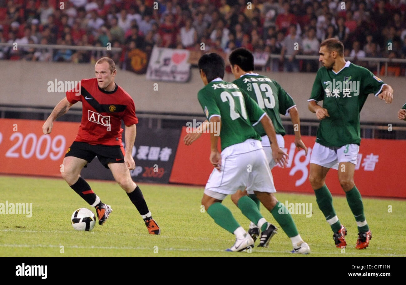 Manchester United`s Wayne Rooney in action during a friendly soccer ...