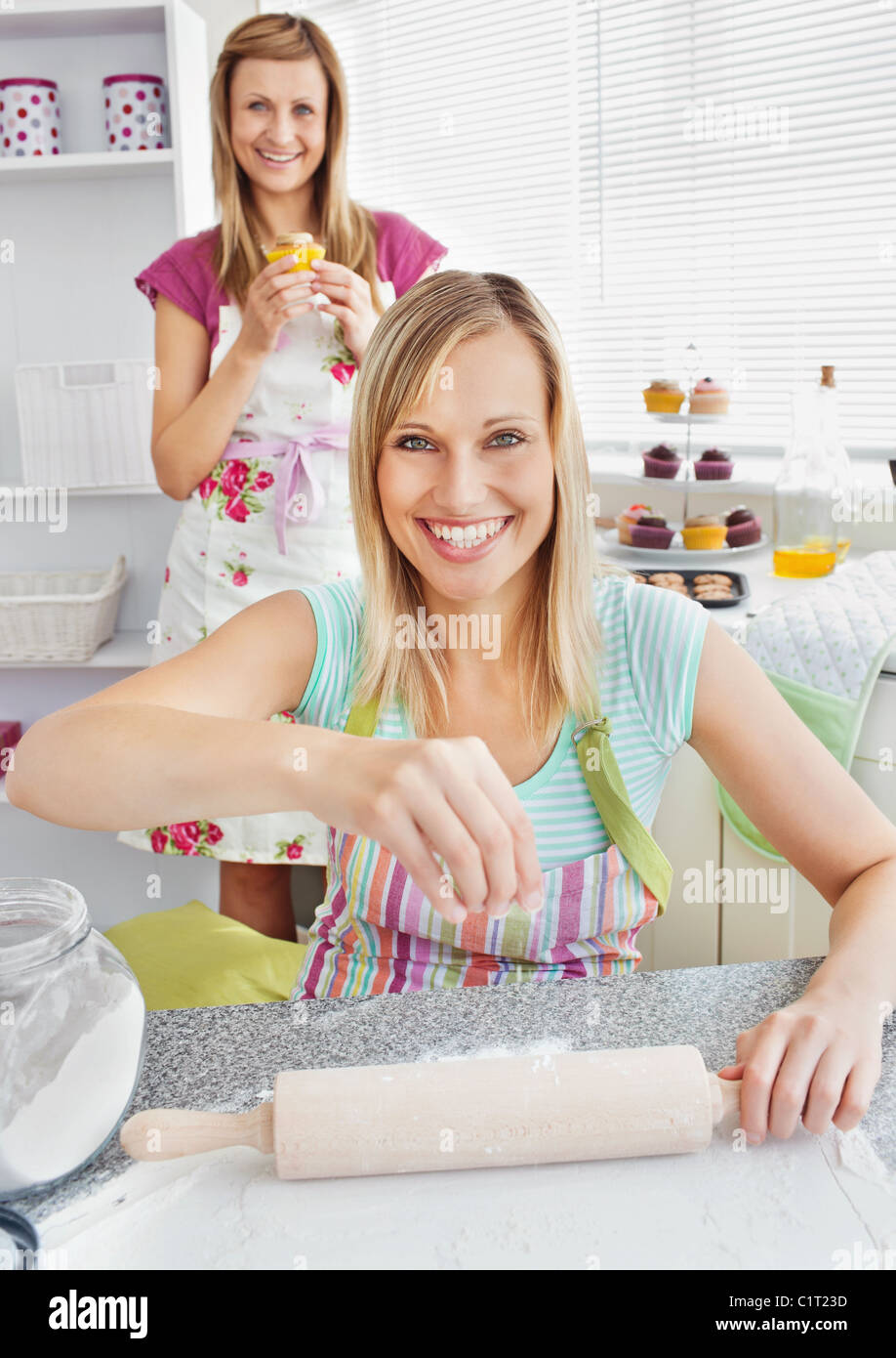 Snack animated hi-res stock photography and images - Alamy