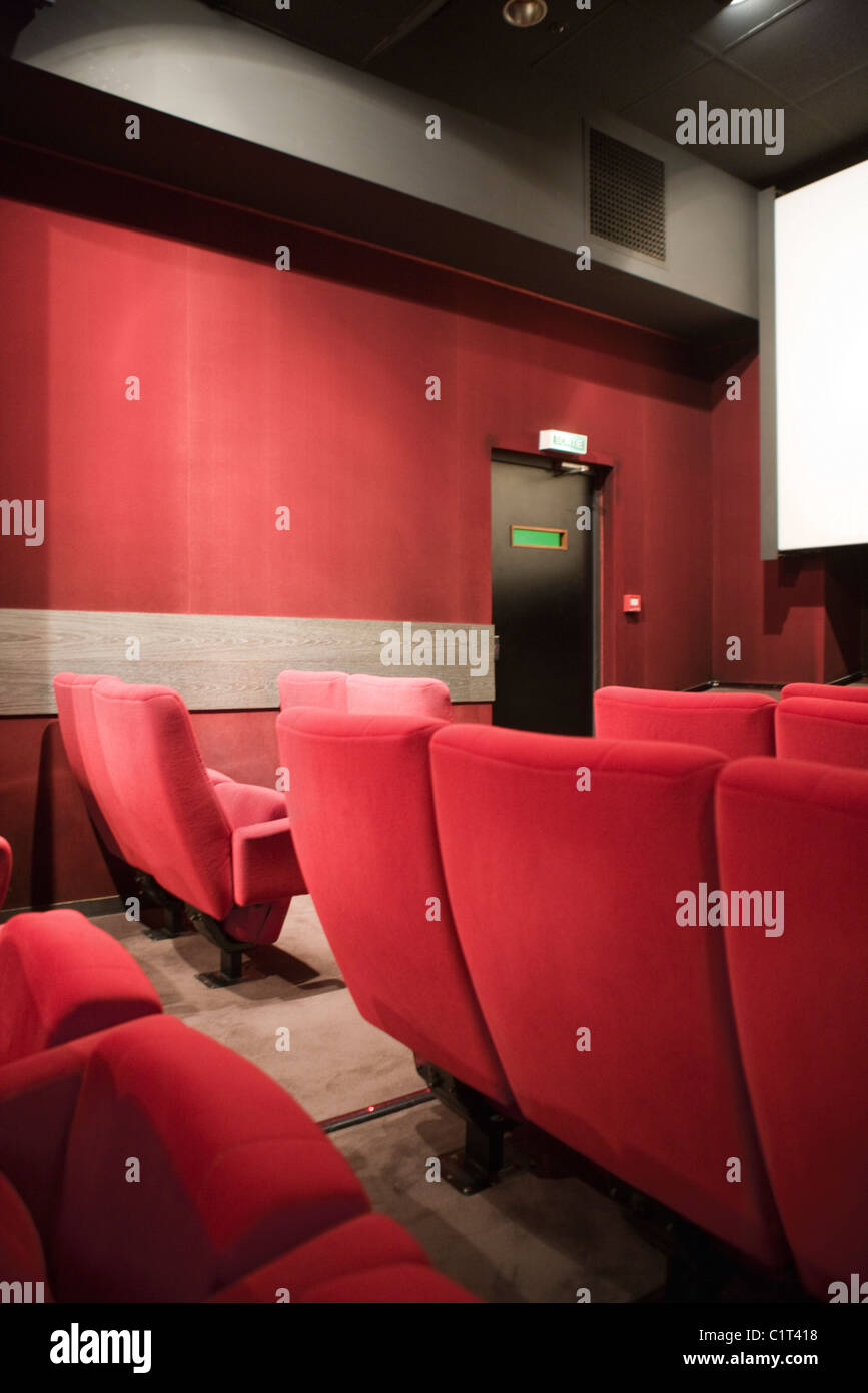 Empty movie theater Stock Photo - Alamy