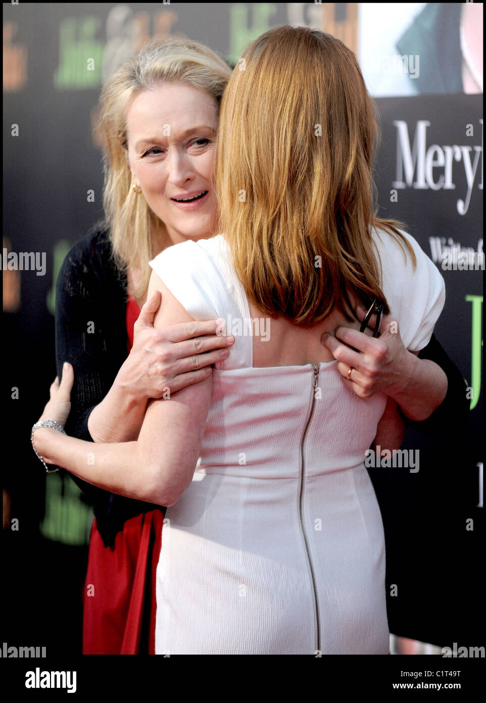 Meryl Streep and Amy Adams Los Angeles Premiere of 'Julie & Julia' held ...