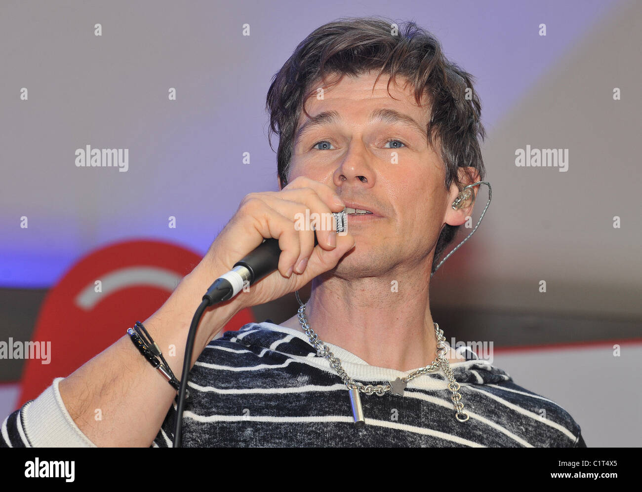 Aha morten harket hi-res stock photography and images - Alamy