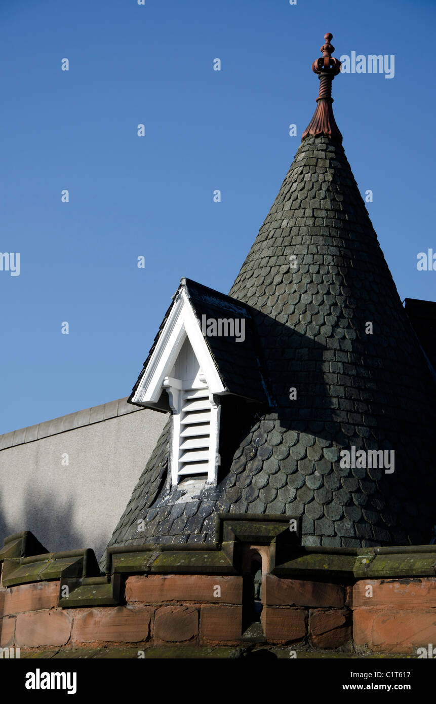Turreted roof hi-res stock photography and images - Alamy