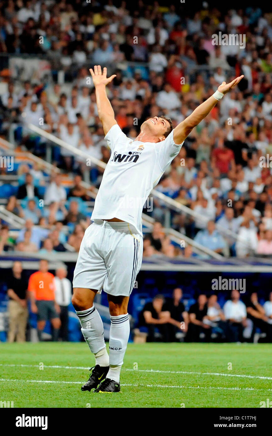 Cristiano Ronaldo in action for Real Madrid The Peace Cup 2009: Real ...