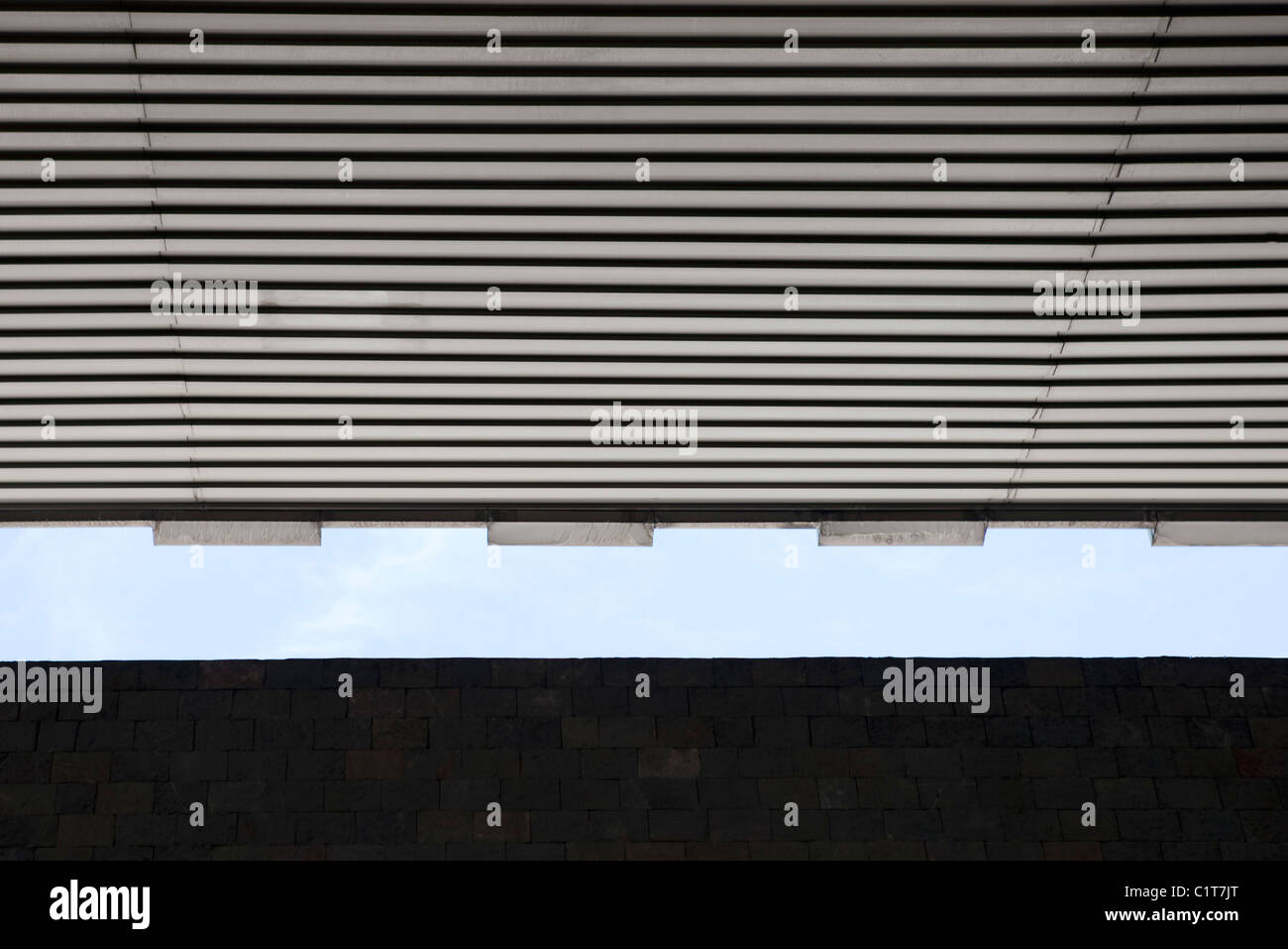 Ridged bricks hi-res stock photography and images - Alamy