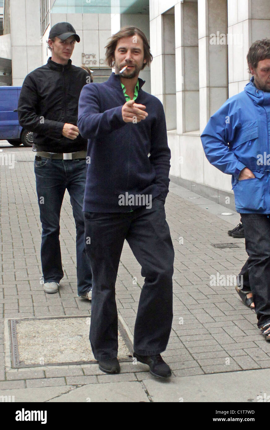 Jay kay smoking cigarette leaves hi-res stock photography and images ...