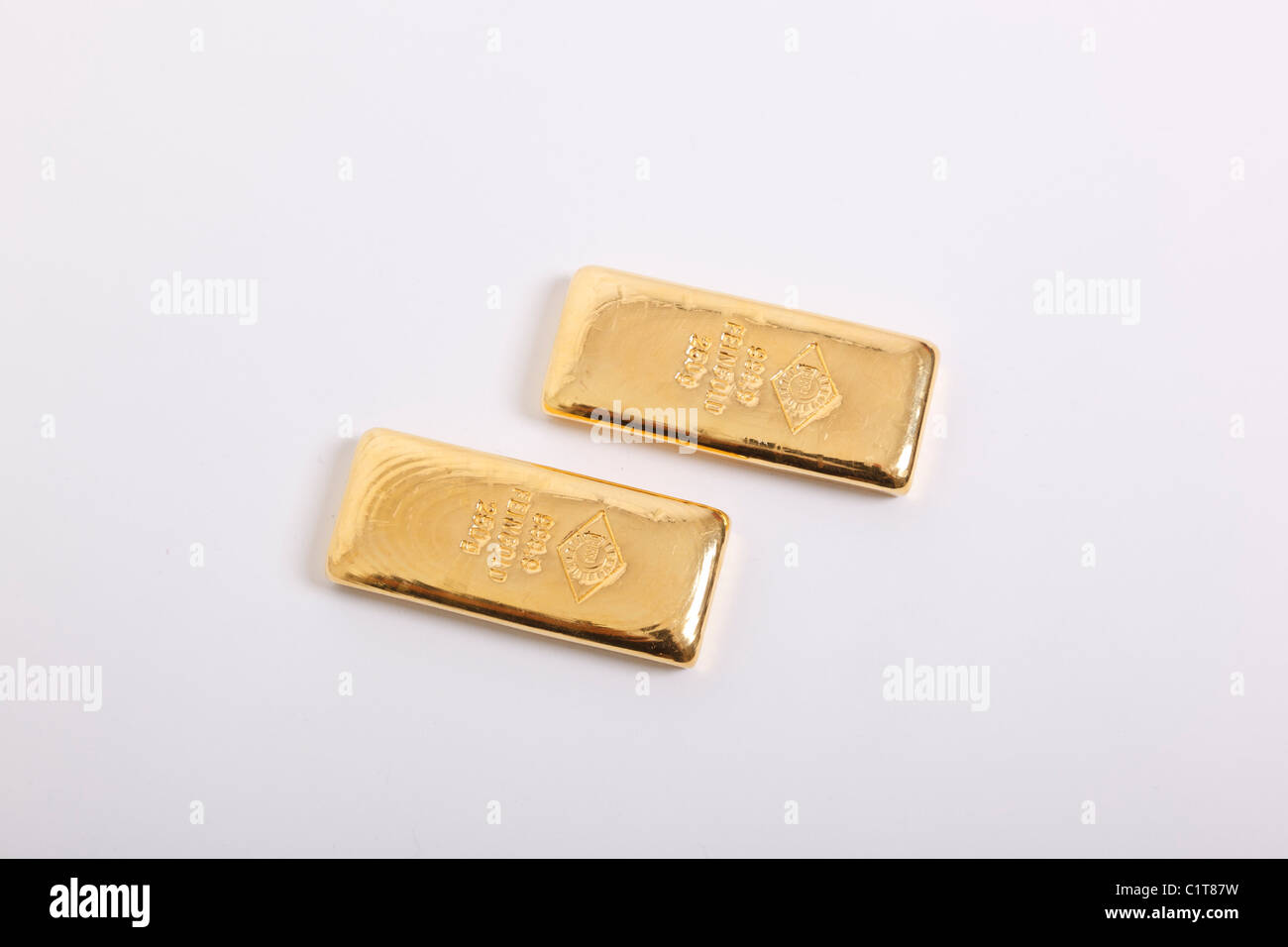 Gold bars hi-res stock photography and images - Alamy