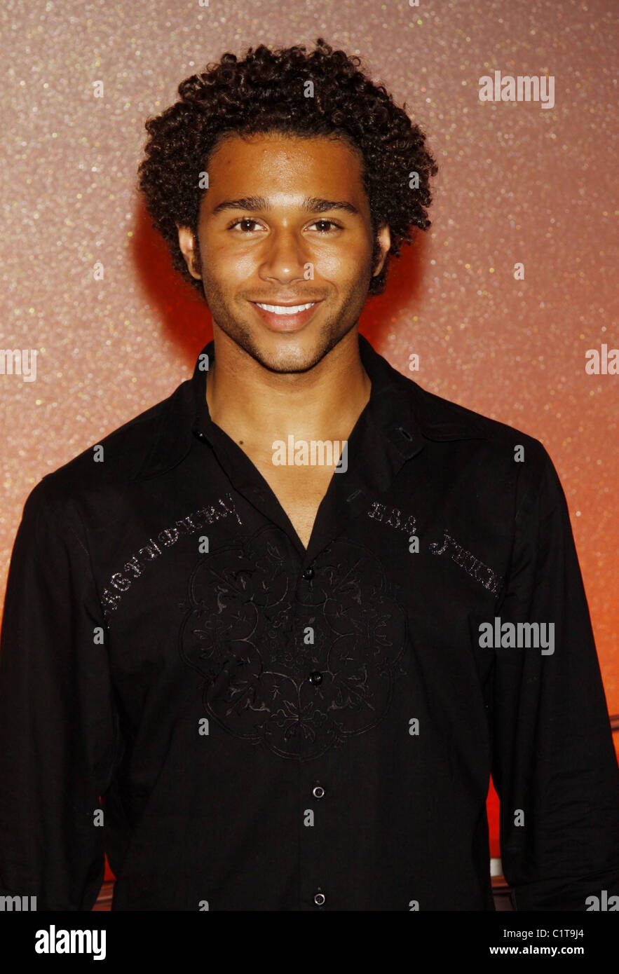 The little mermaid disney theatre hi-res stock photography and images ...