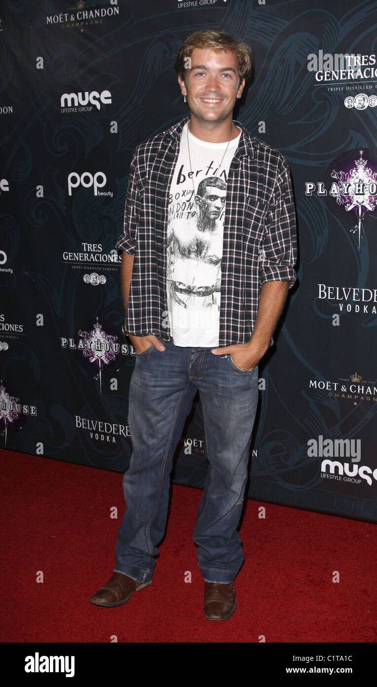 Emrhys Cooper Playhouse Vegas-style Nightclub grand opening - Arrivals ...
