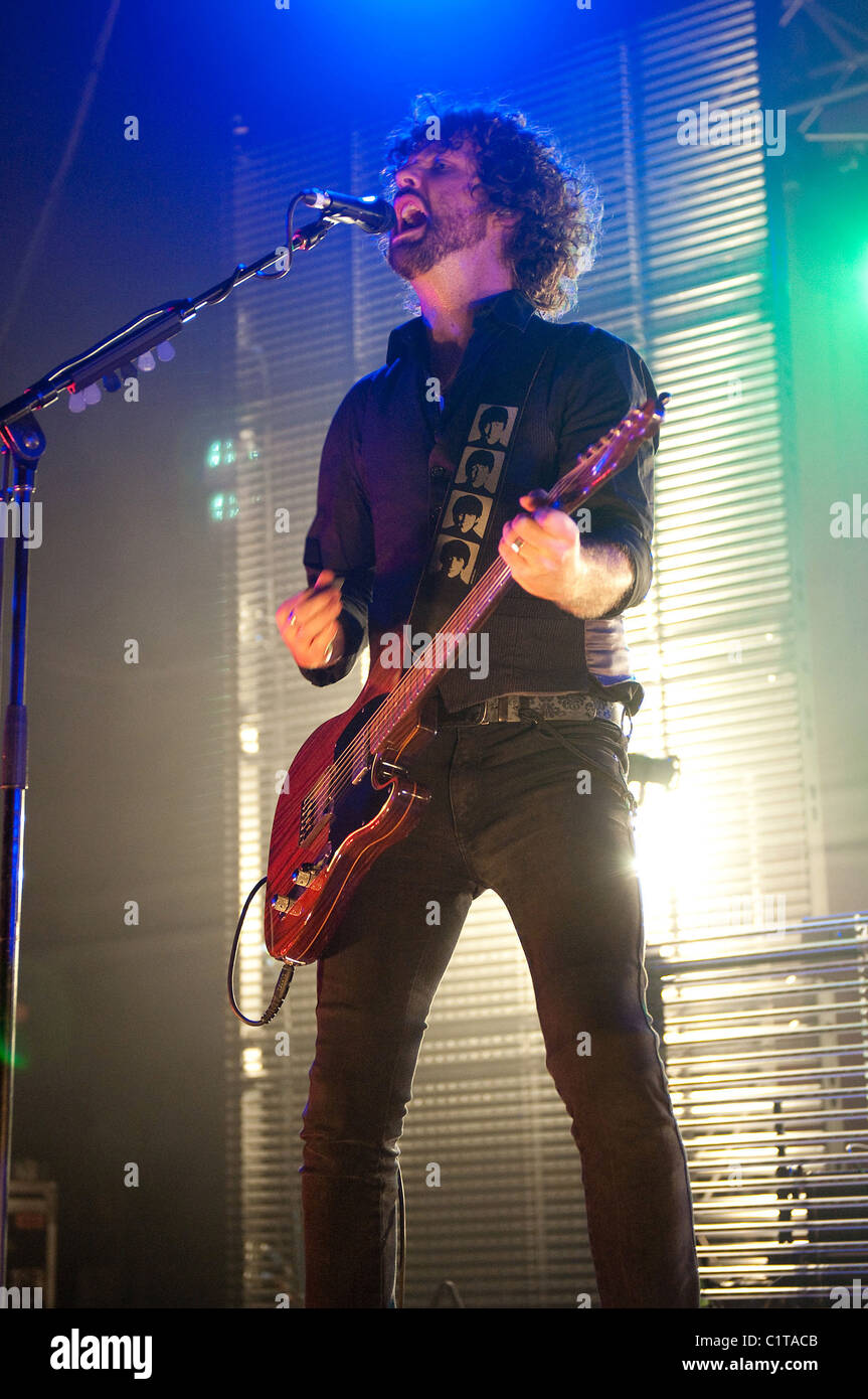 Stuart MacLeod Eskimo Joe performing live in concert at the Hordern ...