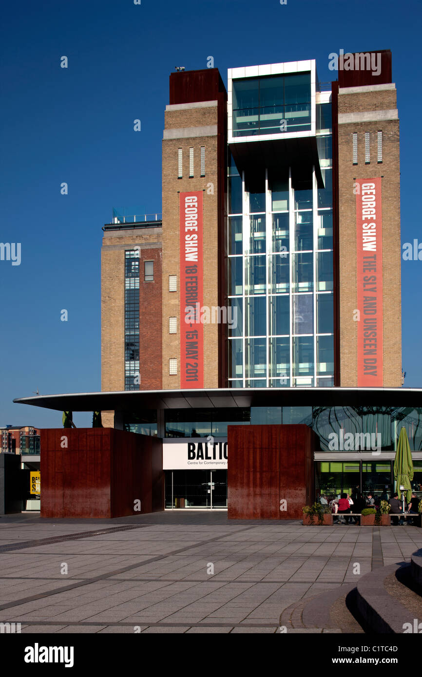 Daytime view of the BALTIC Centre for Contemporary Arts, Newcastle ...