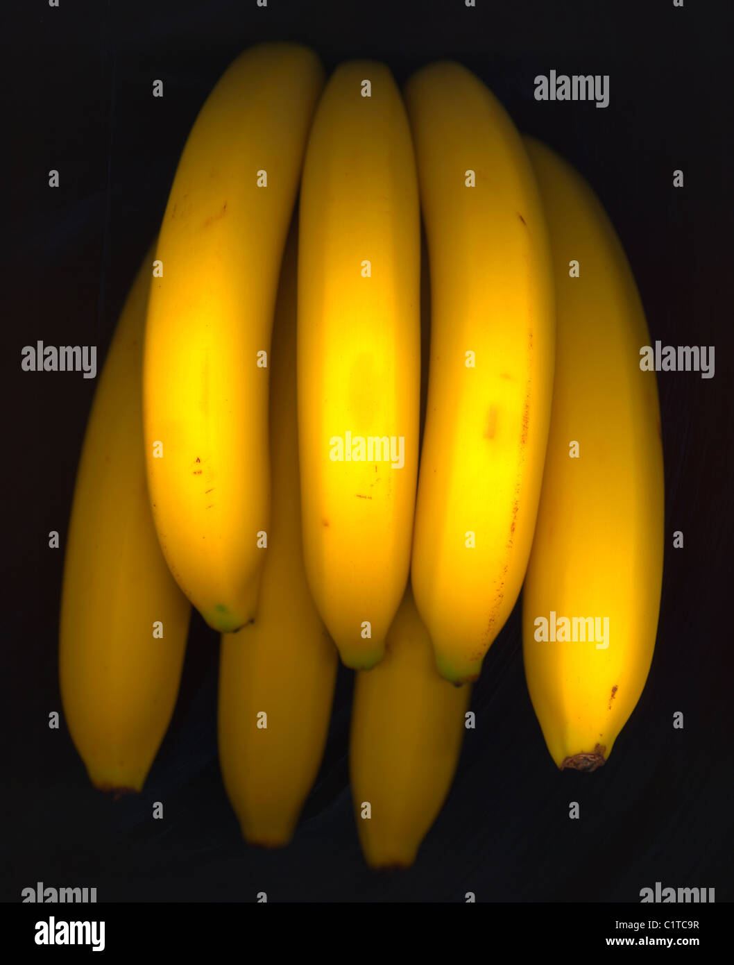 Black bananas hi-res stock photography and images - Alamy