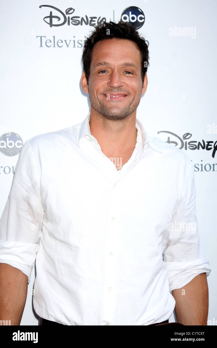 Josh Hopkins Disney's ABC Television Group summer press tour party ...