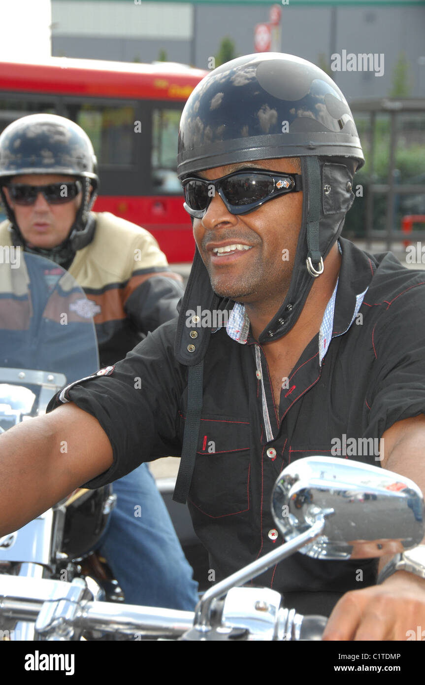 Harley davidson celebrity bike ride hi-res stock photography and images ...