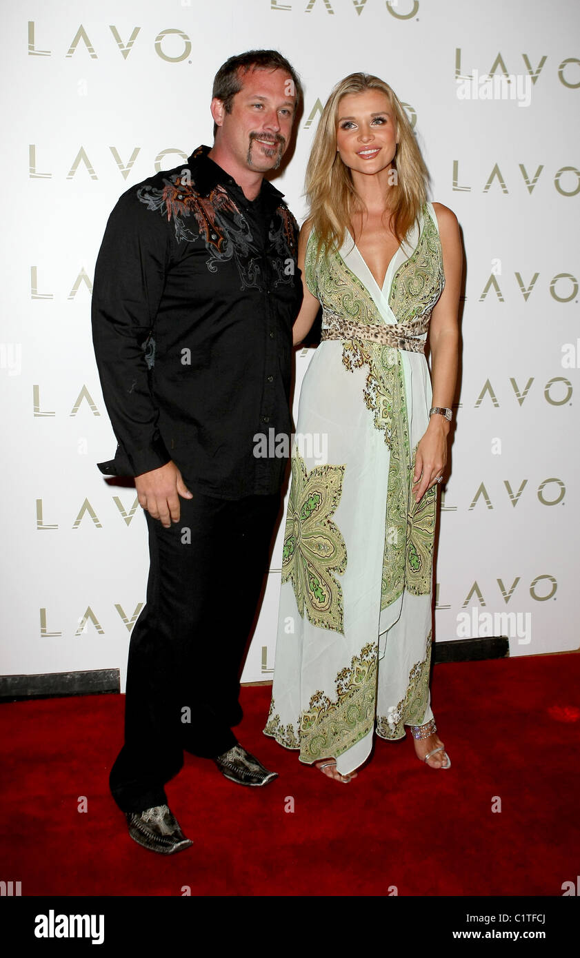 Forbes cover hi-res stock photography and images - Alamy